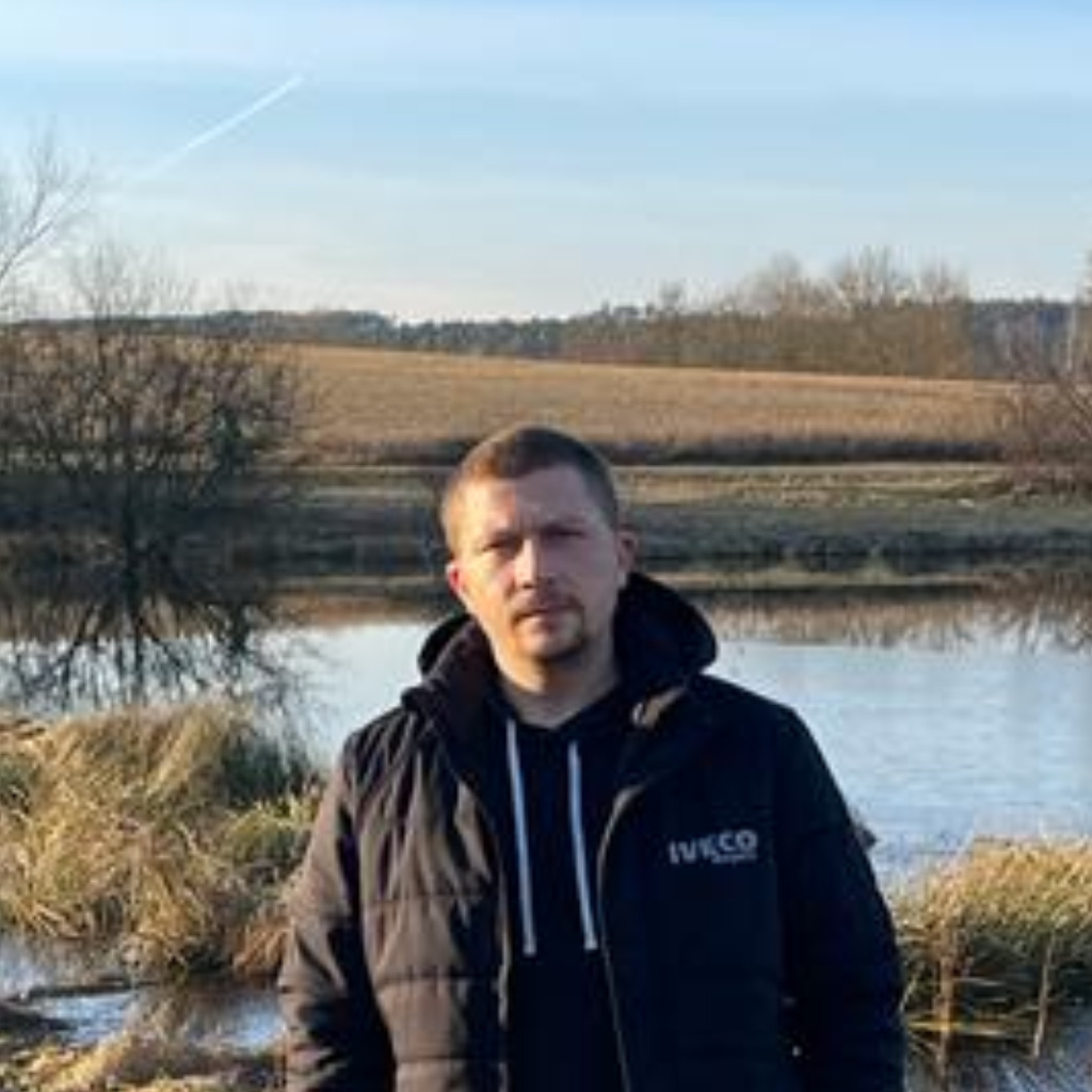 Roman Meier - Kraftfahrzeugmechatroniker - Iveco Bayern GmbH | XING