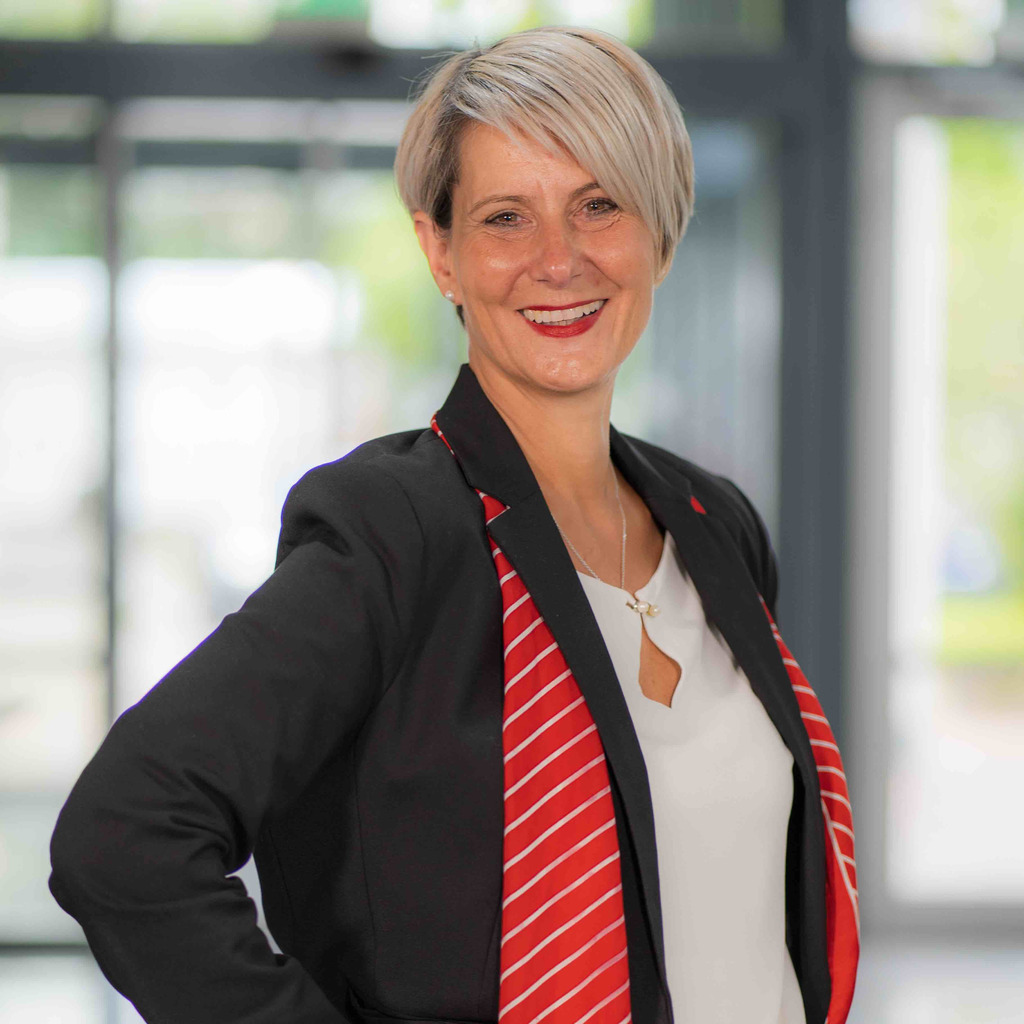 Birgit Frank - Leiterin Kundenservice Direkt - Sparkasse SWB | XING