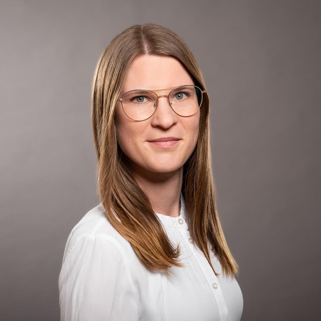 Lea Zeilmann - Leitung der Qualitätskontrolle - Tutogen Medical GmbH ...