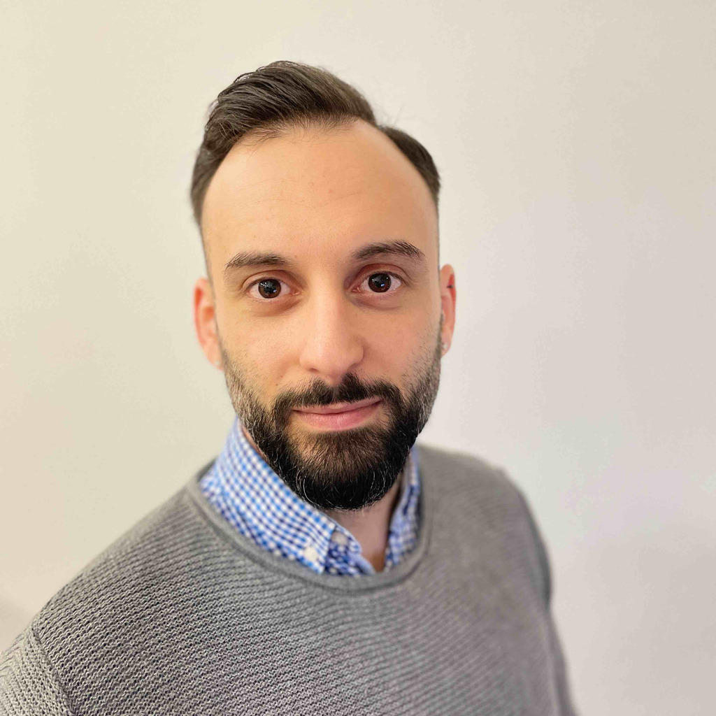 Stefano Rizzo - Fahrzeugbauer - Dr. Ing. h.c. F. Porsche AG, Stuttgart ...