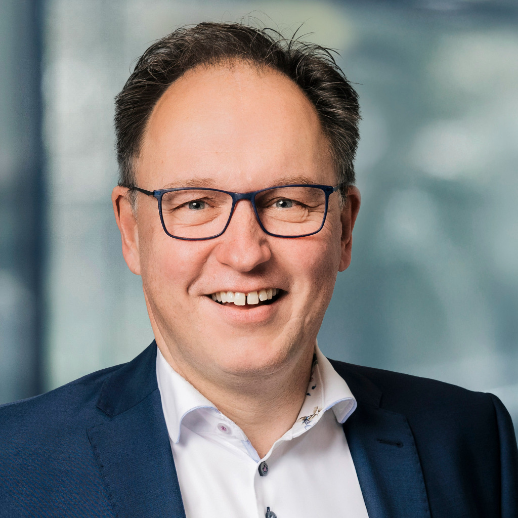 Bernd Fischer - Bezirksdirektor (Landkreis Esslingen) - Bausparkasse ...