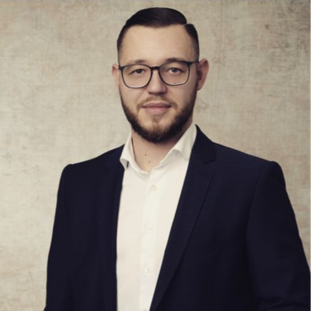 Alexander Gutschmidt - Stellvertretender Niederlassungsleiter - Unique ...