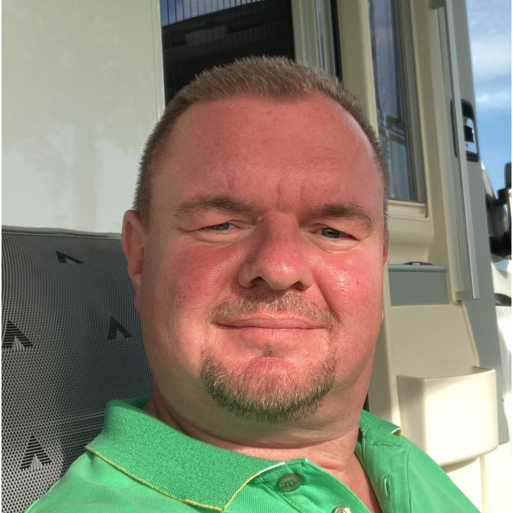 Thomas Greif's Instagram, Twitter & Facebook on IDCrawl