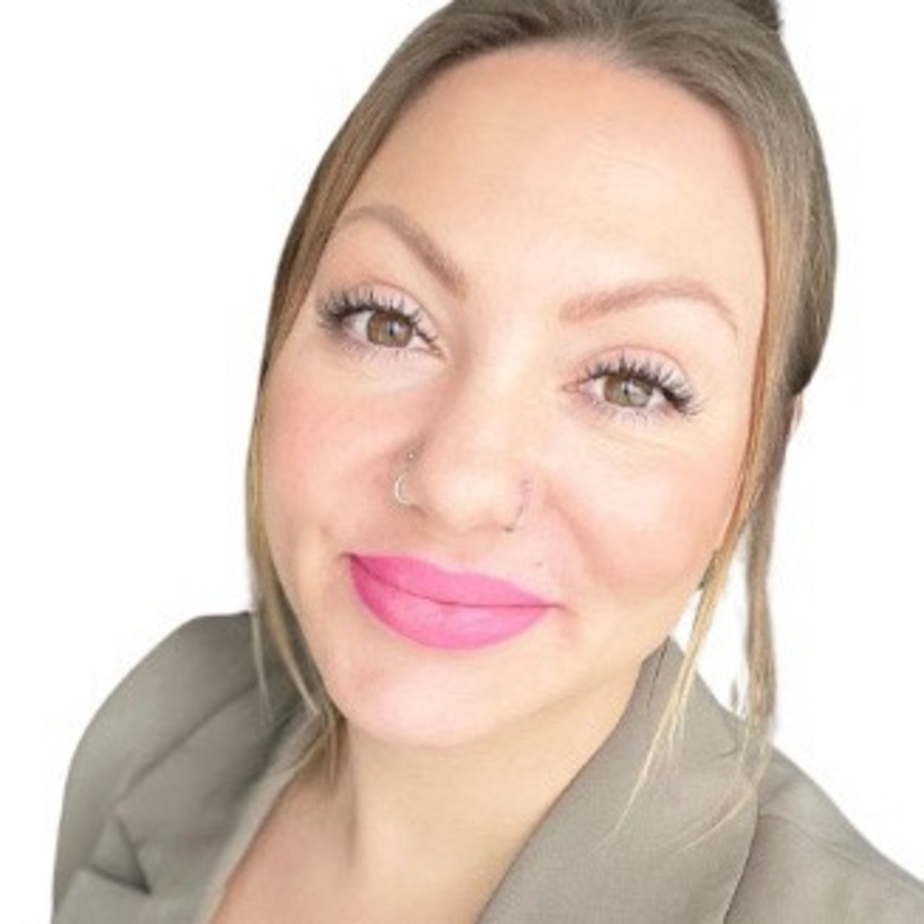 Sarah Pfeiffer - Leitung Niederlassungsentwicklung ...