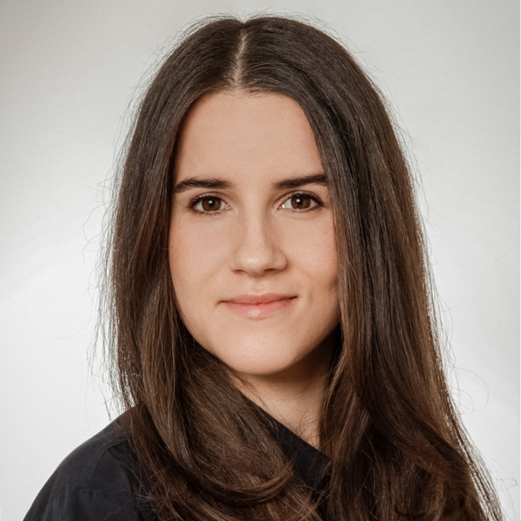 Clara Wolf's Instagram, Twitter & Facebook on IDCrawl