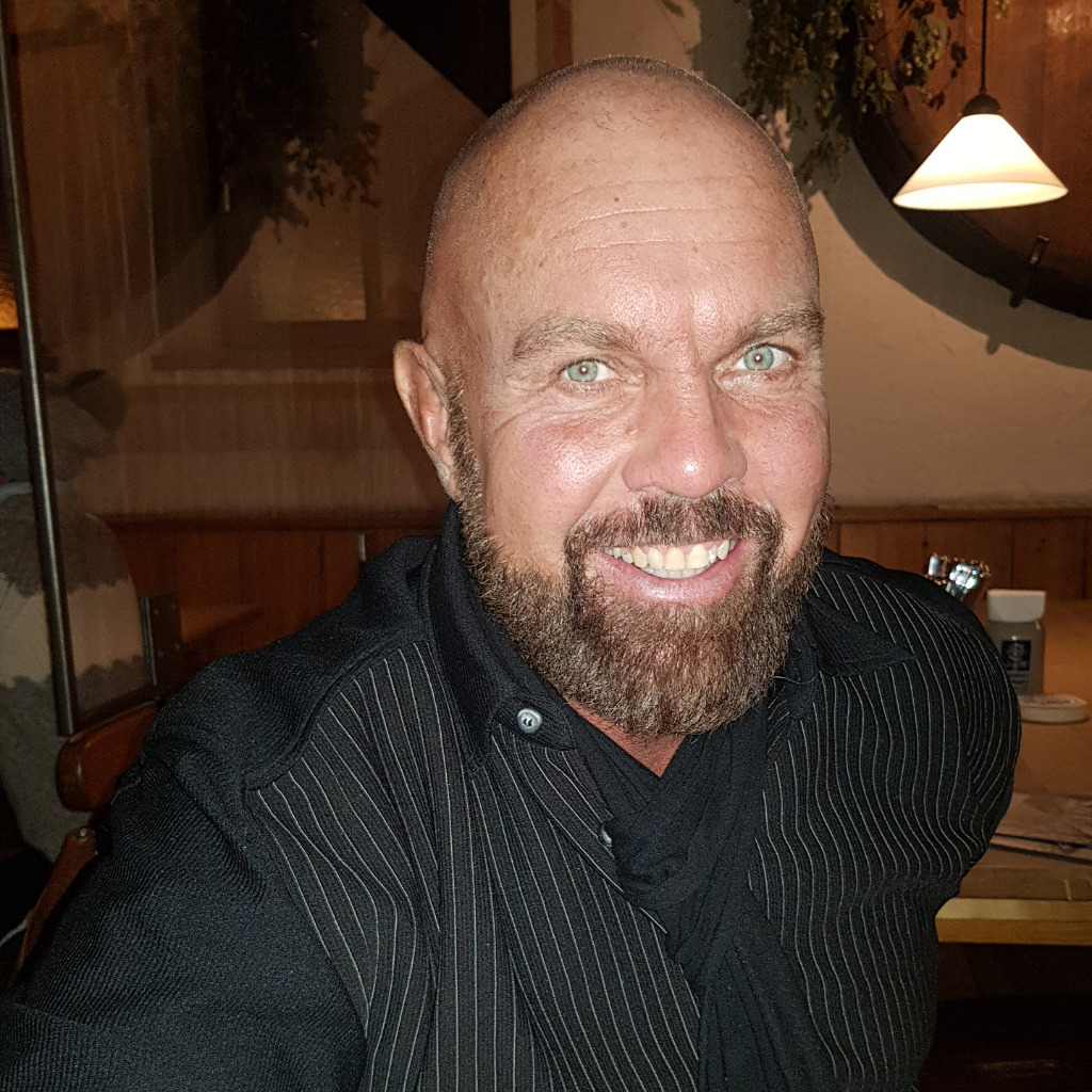 Michael Wallner - Mietwagenunternehmer IHK - MW Stretchlimo | XING