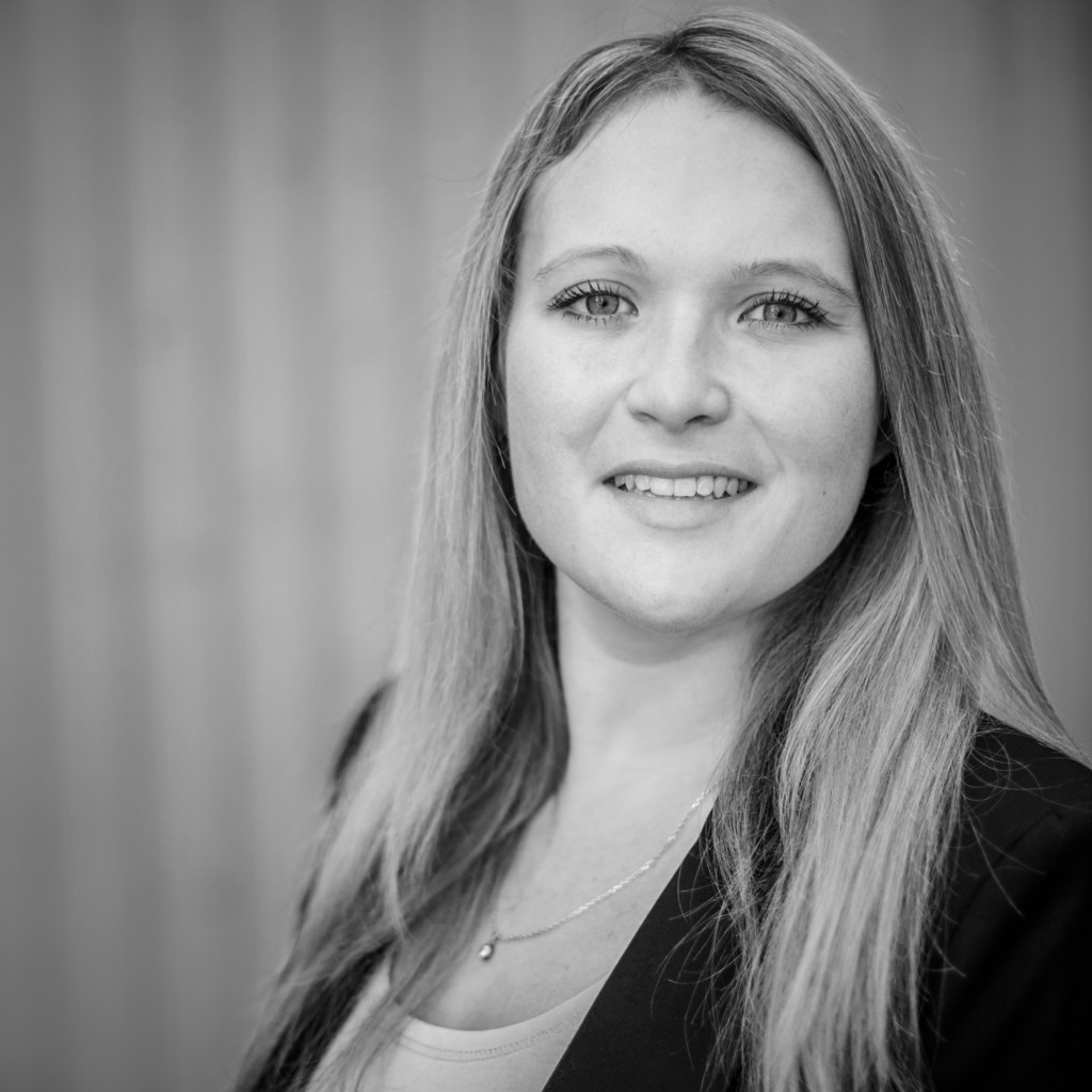 Christina Riedel - Strategische Einkäuferin - Klinikum Stuttgart | XING