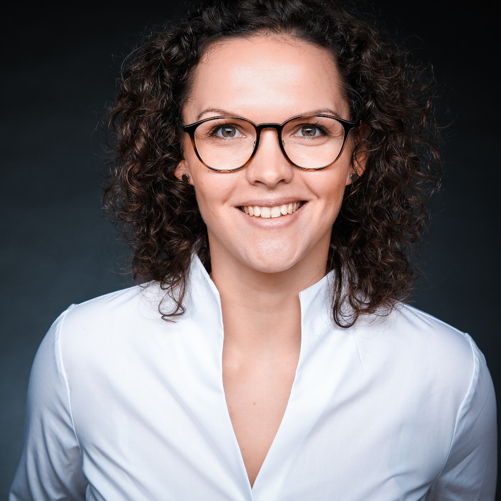 Dr. Bettina Herich - QA Manager- Deviations and Complaints - Rottendorf ...