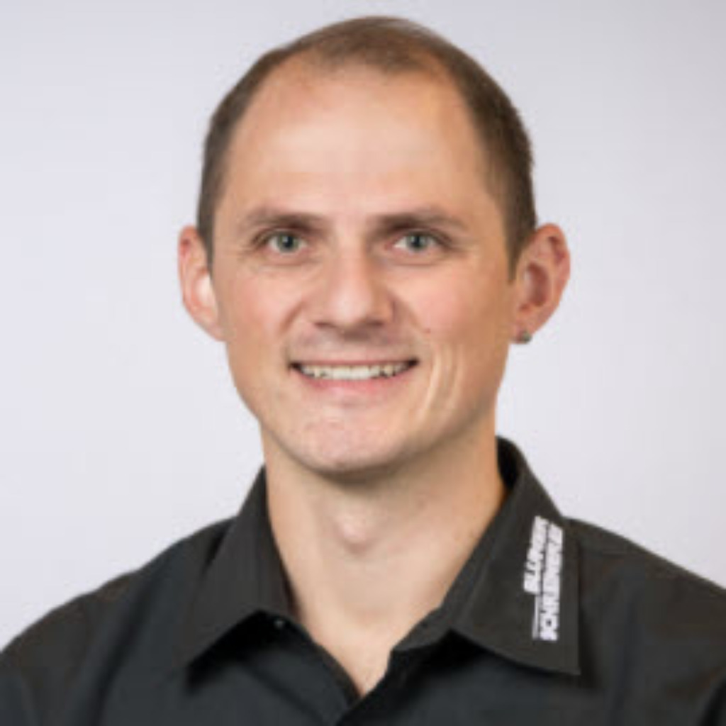 Michael Züst - Geschäftsleitung - Blumer Schreinerei AG | XING