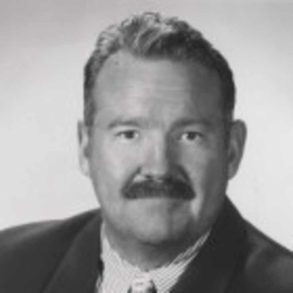 Hank Rennar - President CEO - Career Advocates International | XING