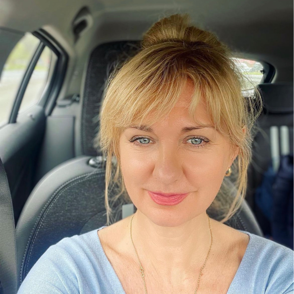 Kate Fischer's Instagram, Twitter & Facebook on IDCrawl