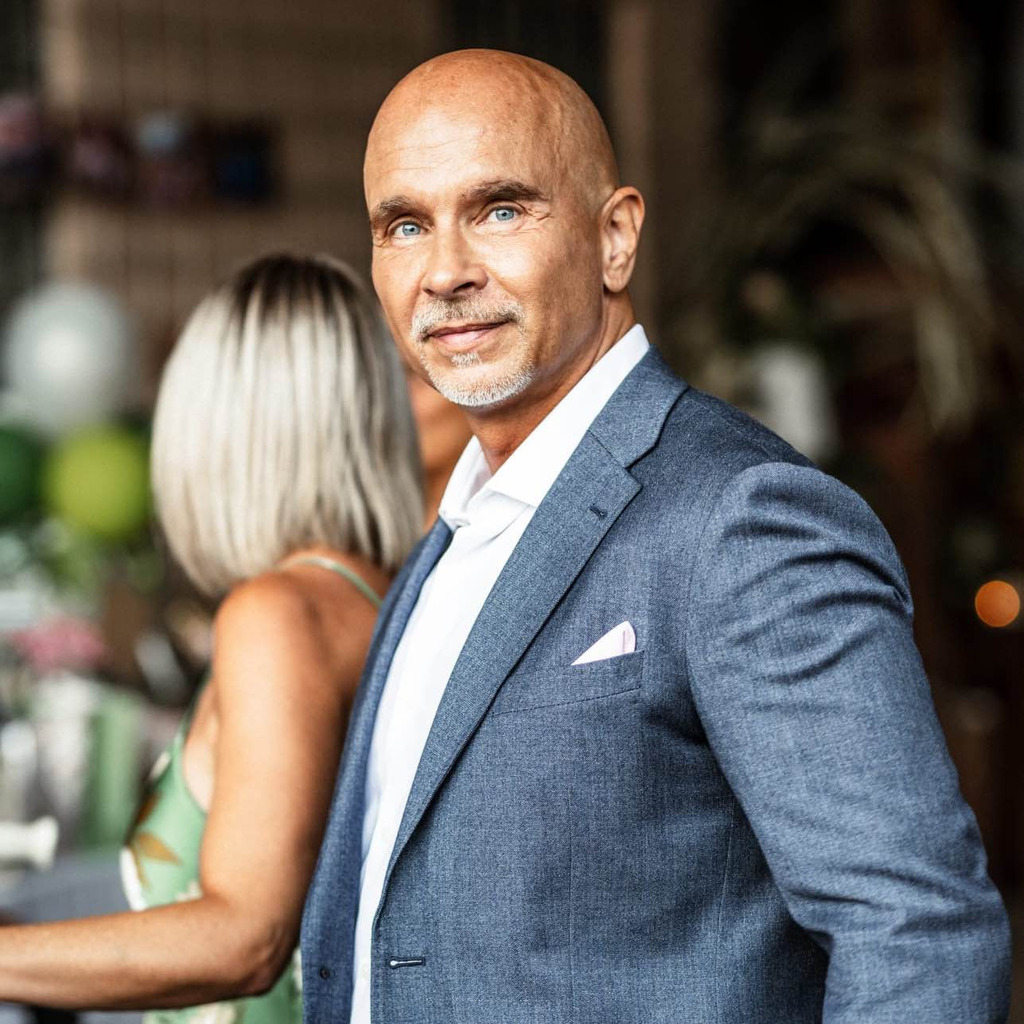 Janev in der Personensuche von Das Telefonbuch