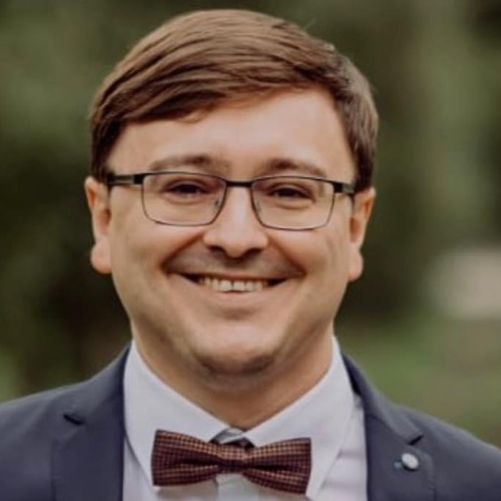 Alex Frank - Steuerfachangestellter - Dummeyer-Müller Harimech ...