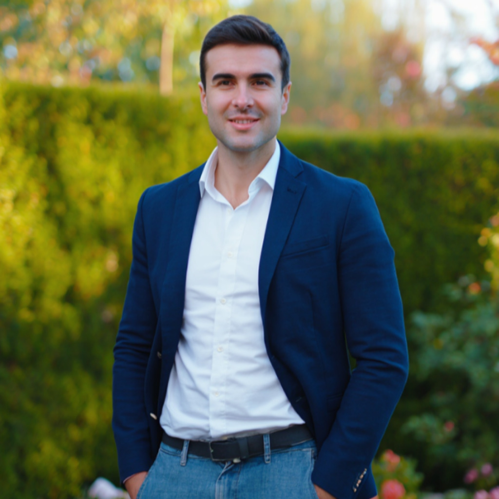 Lincoln Lewin - Senior Full Stack Mobile Developer - Perceptively | XING