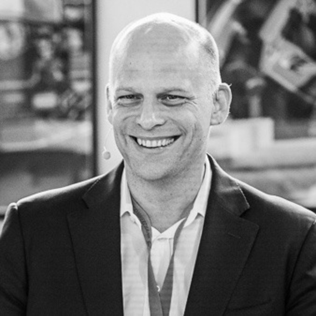 Dr. Marcus Chromik - Mitglied des Vorstands, Chief Risk Officer ...