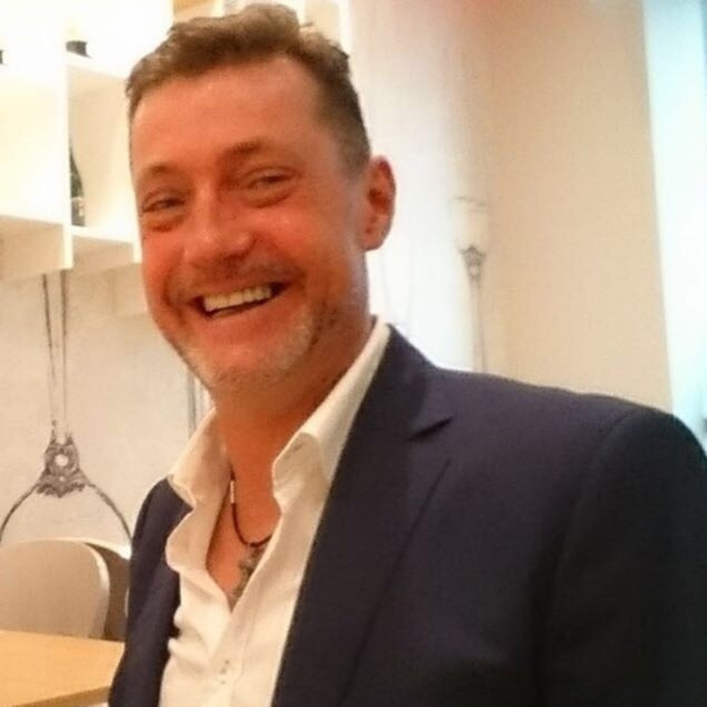 Martin Hay - Account Manager - IPHH Internet Port Hamburg GmbH | XING