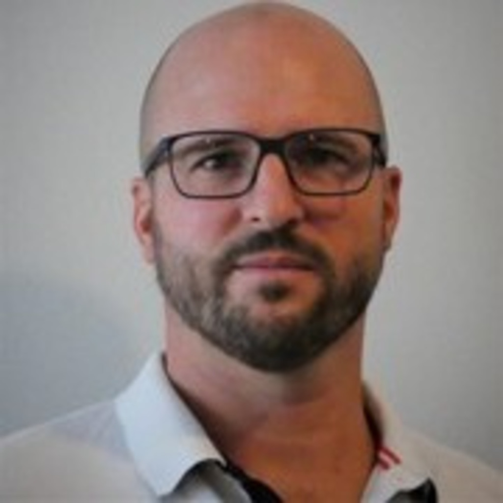 Simon Jung - Inhaber - Selbständig mit eigener Praxis | XING