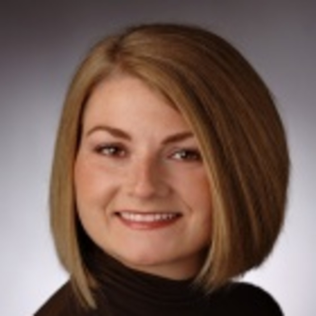 Danielle Field - Realtor - RE/MAX Real Estate Center | XING