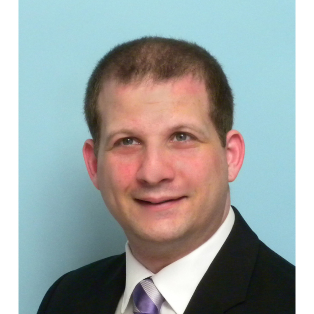 Daniel Alt - Junior Manager Betreibermodelle - Valora Schweiz AG | XING