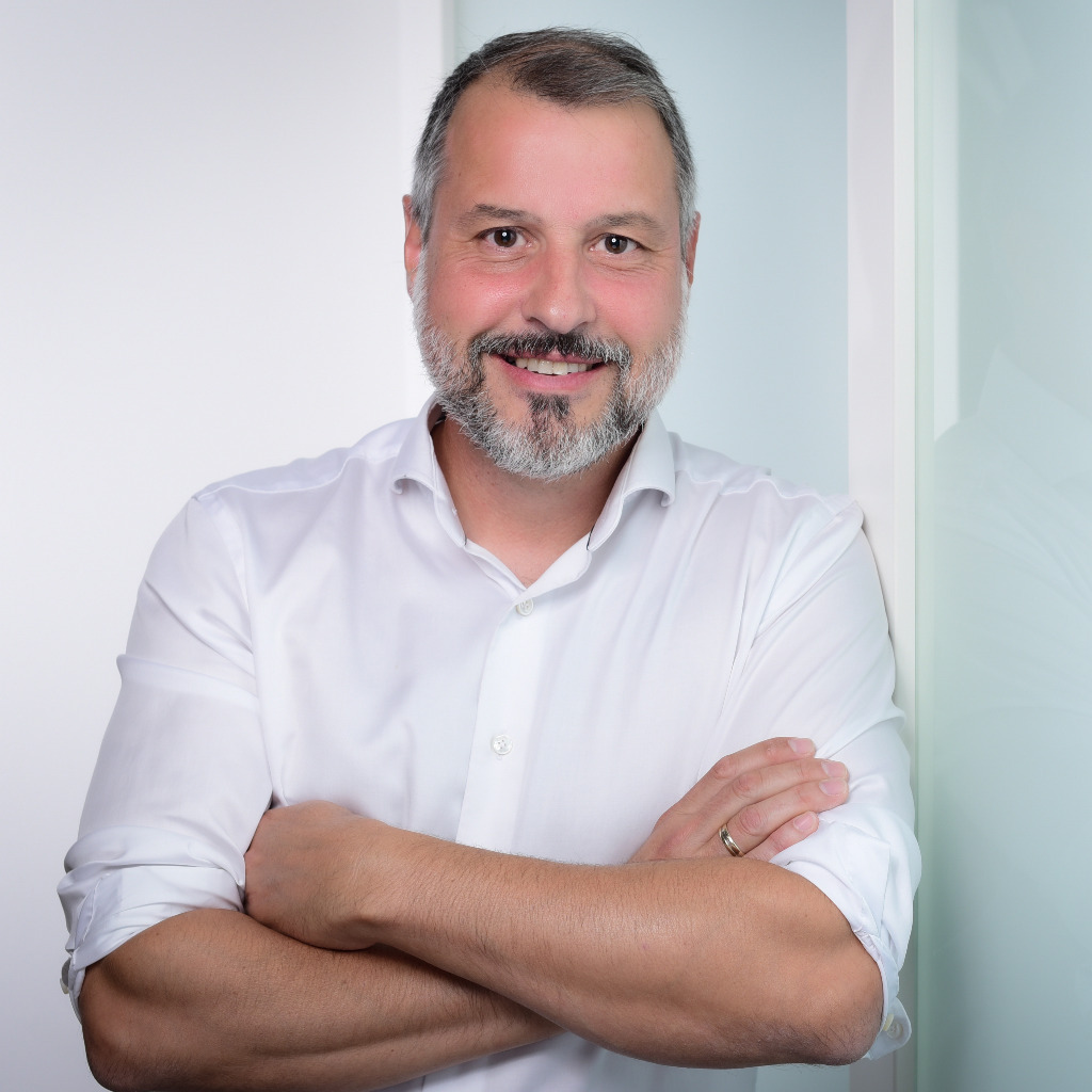 Christian Peter - Referent der Geschäftsführung und Principal Manager ...