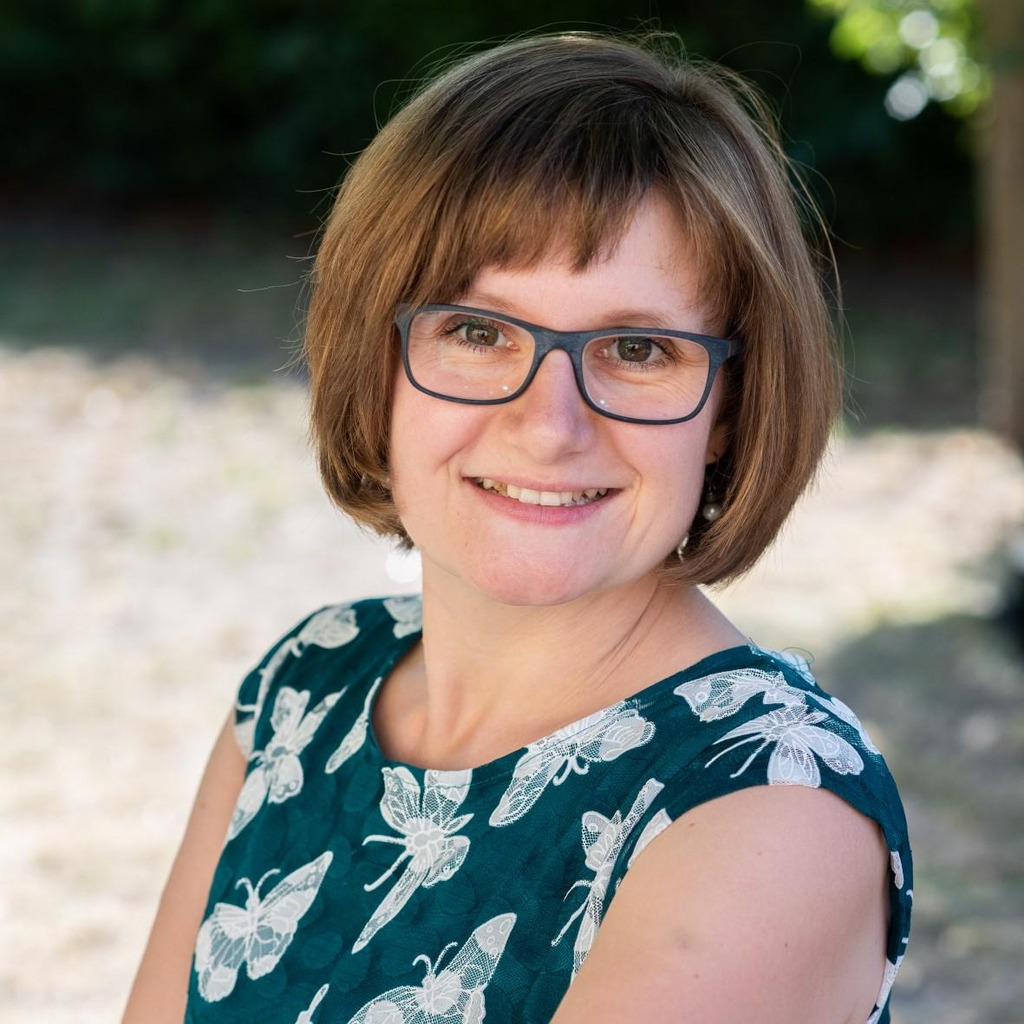 Julia Rothbart in der Personensuche von Das Telefonbuch