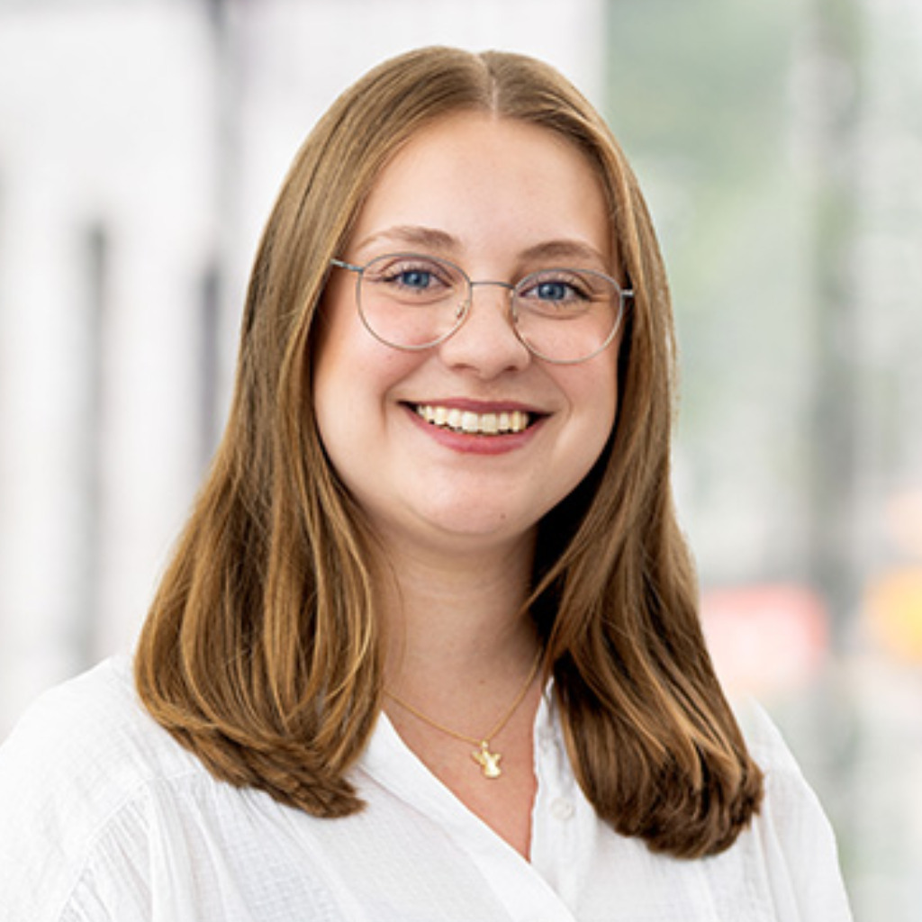 Hannah Herrmann - Pflegedokumentations-Beauftragte - KRH Klinikum ...