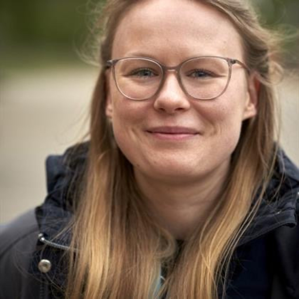 Melanie Neumann - Drogistin - dm-drogerie markt Deutschland | XING