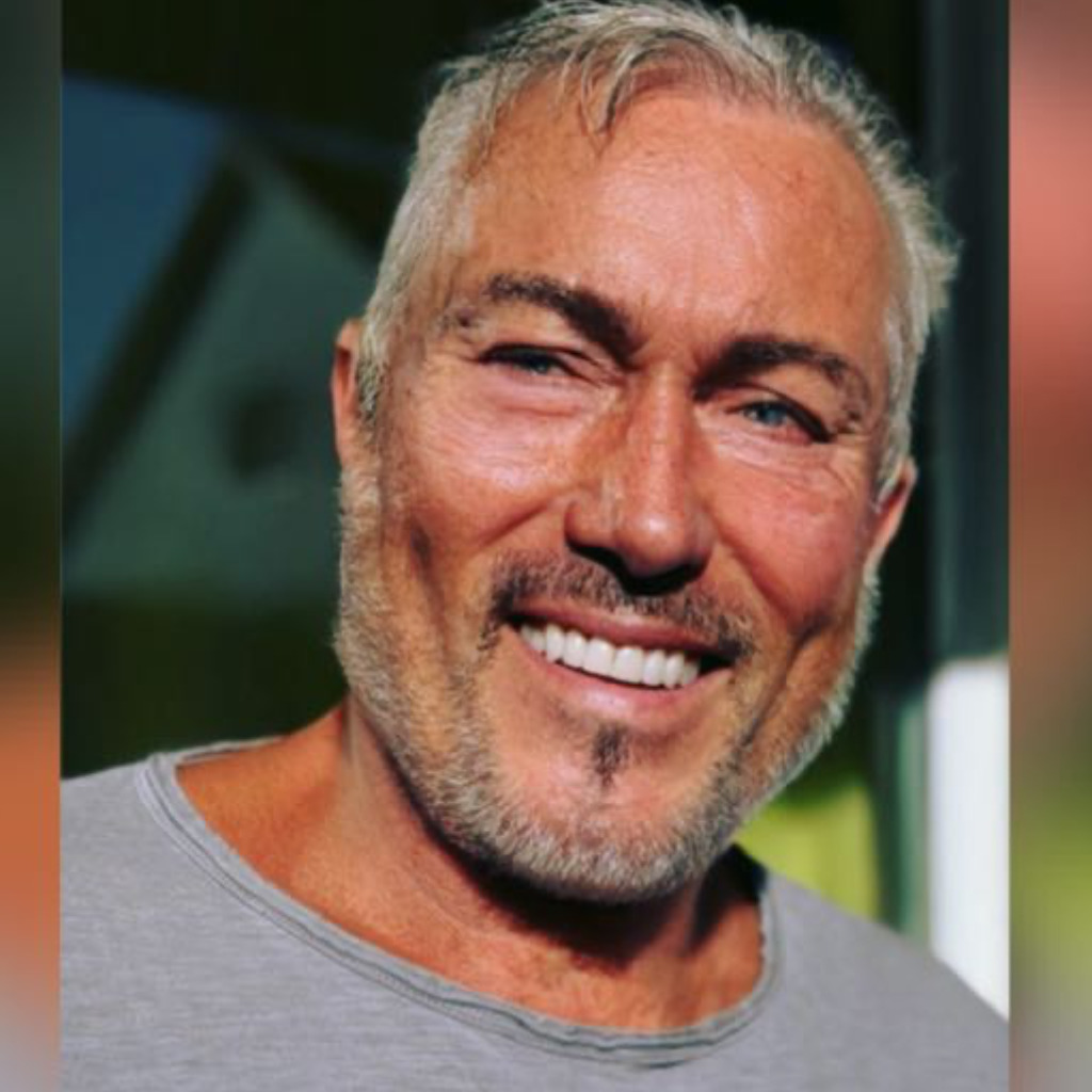 Cornelius Schmidt - Dipl. Betriebswirt/Dipl.Psychologe EBA - Wirtschatsmagazin Schweiz | XING