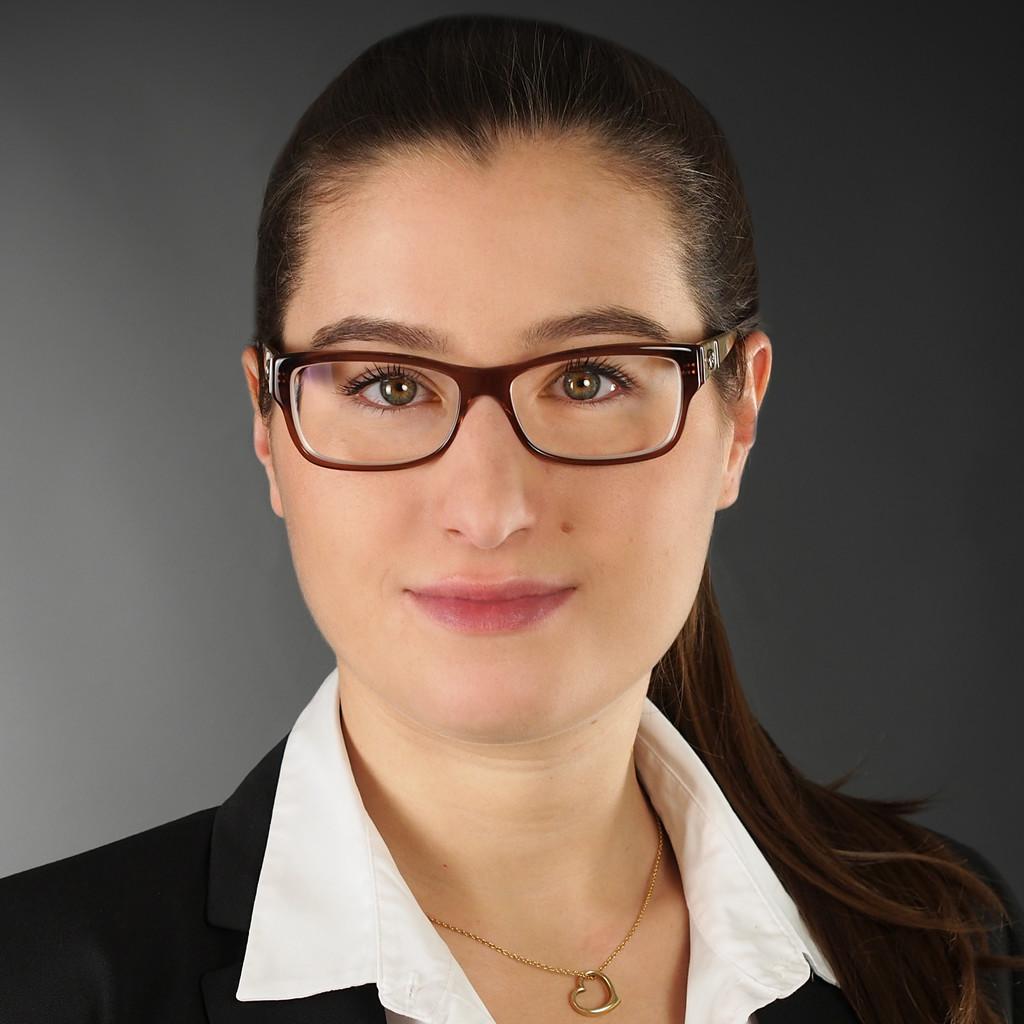 Valentina Ortinghorn - Senior Manager Tender Excellence Processes ...