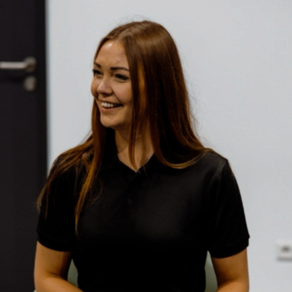 Julia Meiners - Online Marketing Coach - Nxt Level Marketing Oü | XING