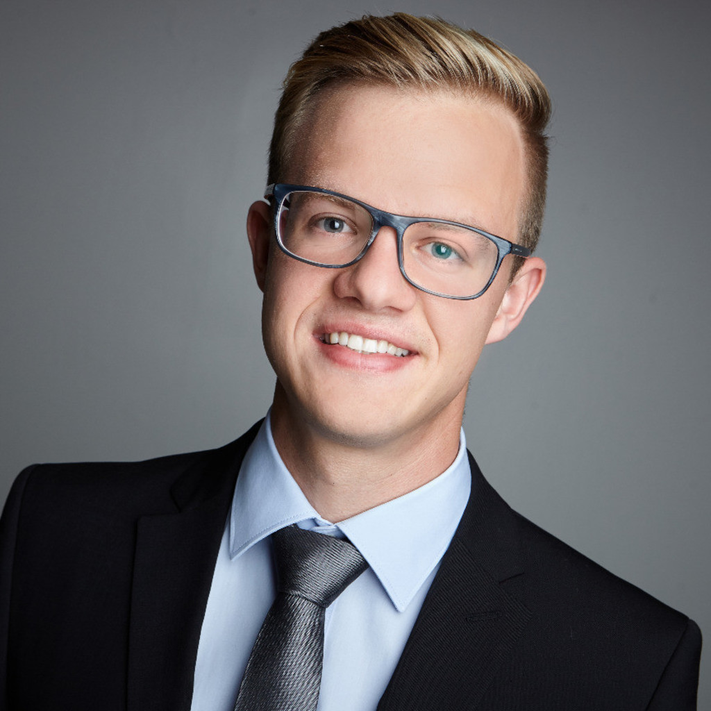 Richard Theis's Instagram, Twitter & Facebook on IDCrawl