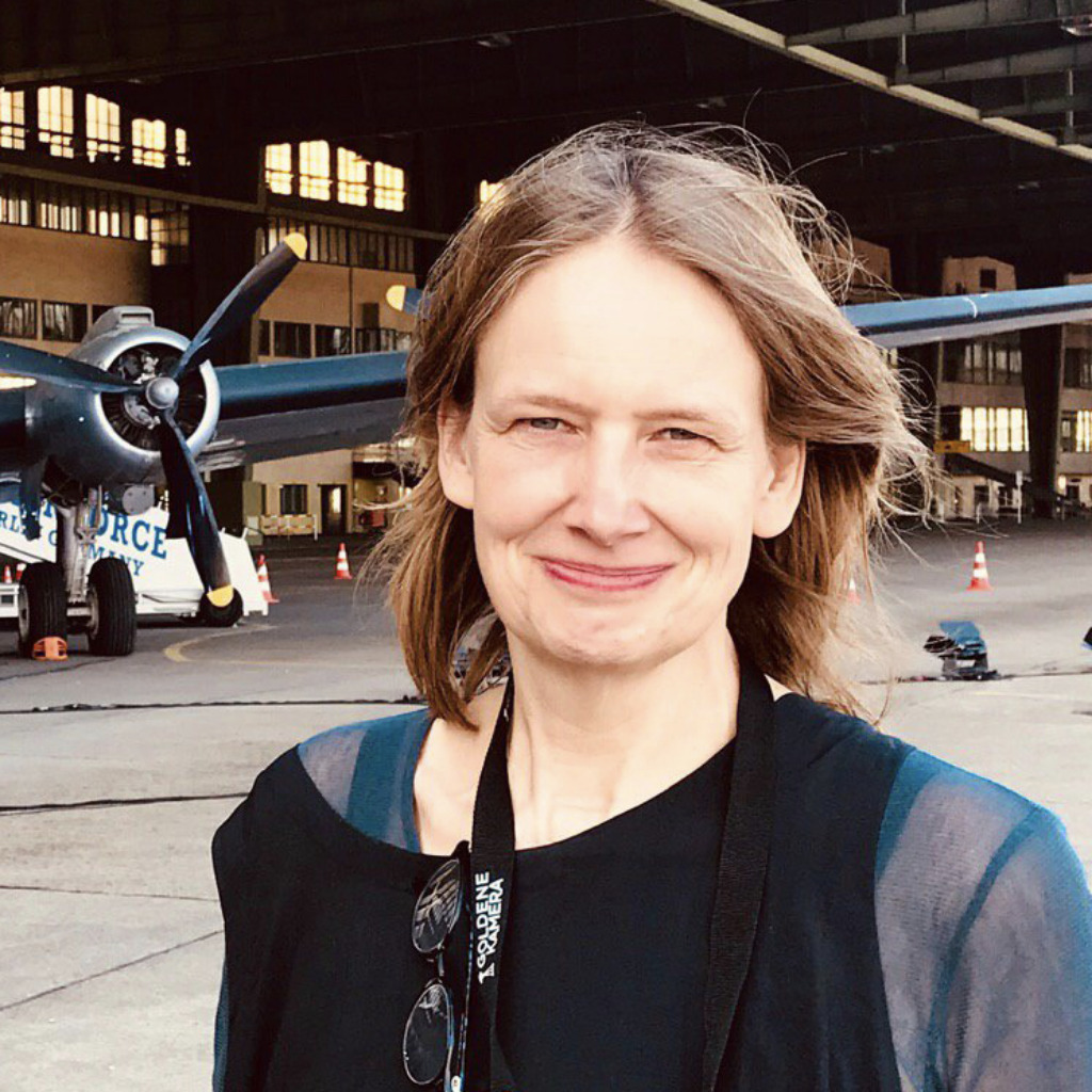 Claudia Sonntag - Fotochefin / Managing Picture Editor - Funke ...