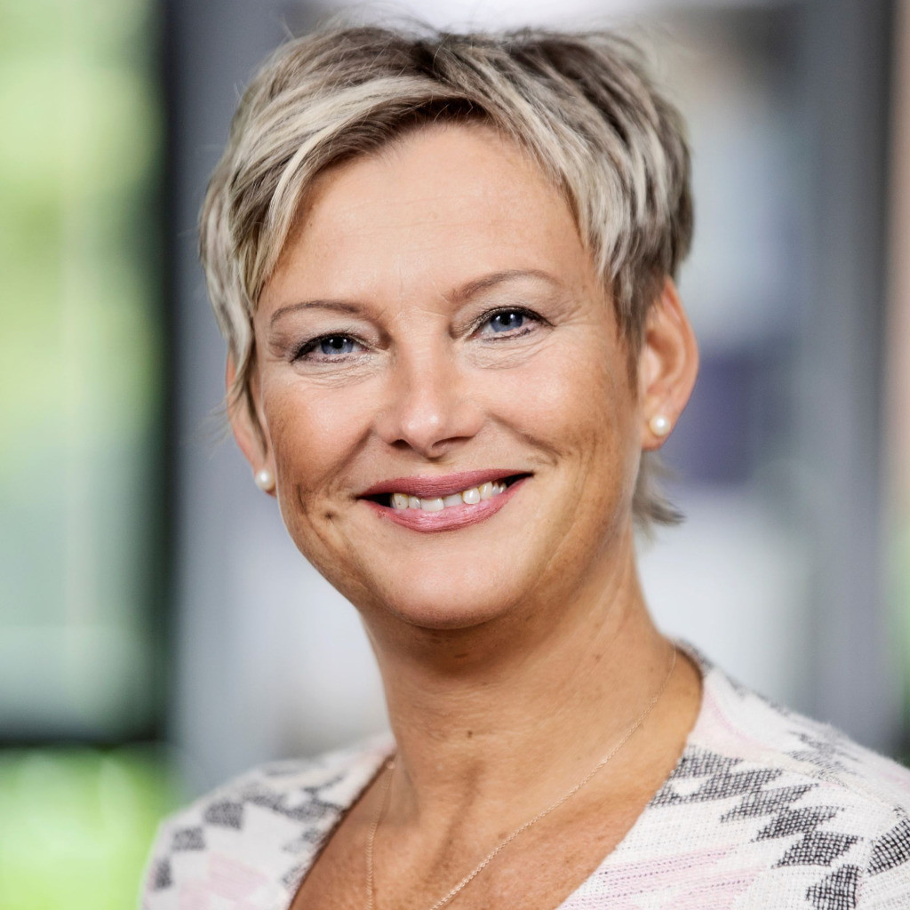 Sybille Fillsack - Projektmanagerin Marketing Strecke - Soennecken | XING