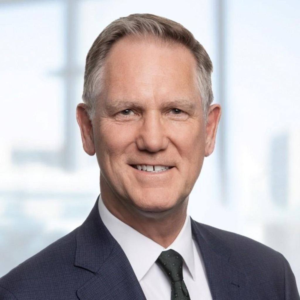 Nigel Longley CSIP (DVFA) - ETF-Vertrieb - DekaBank Deutsche ...