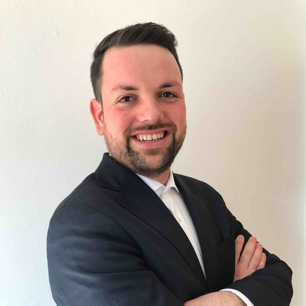 Riediger aus Emskirchen in der Personensuche von Das Telefonbuch