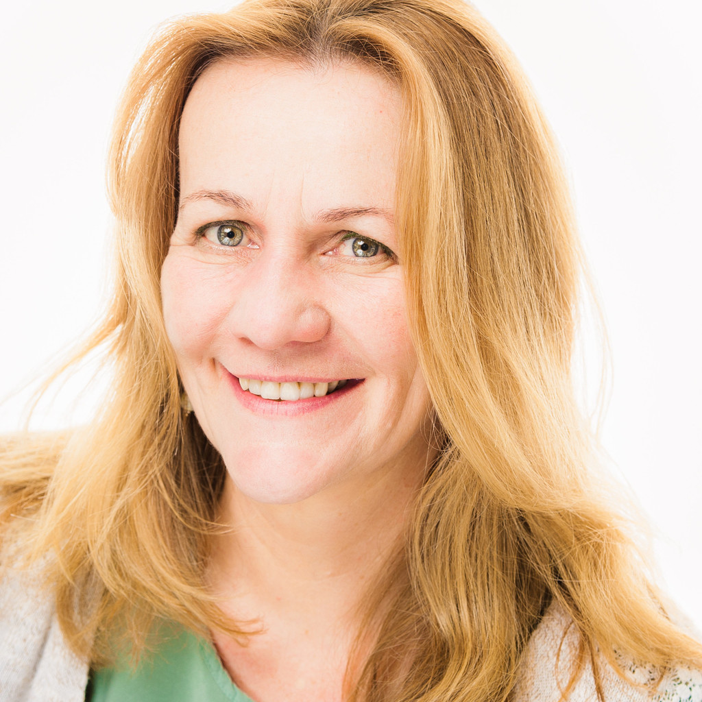 Christine Riedel - Unternehmerin, Heilpraktikerin, Schulleiterin ...