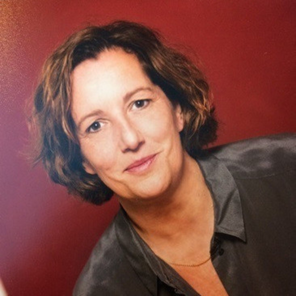 Andrea Strauß - Inhaberin - AHS Andrea Strauß Hausverwaltung ...