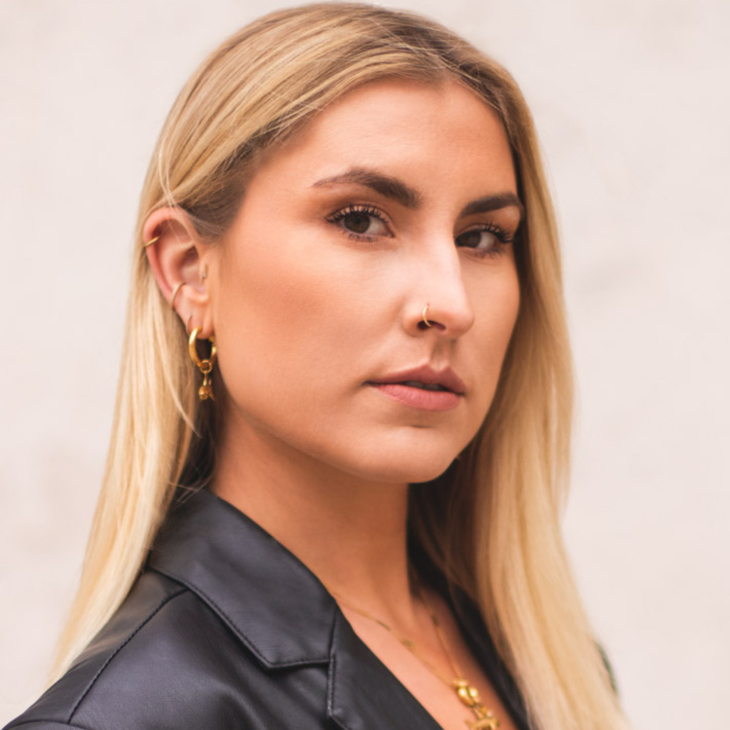 Jennifer Hey's Instagram, Twitter & Facebook on IDCrawl