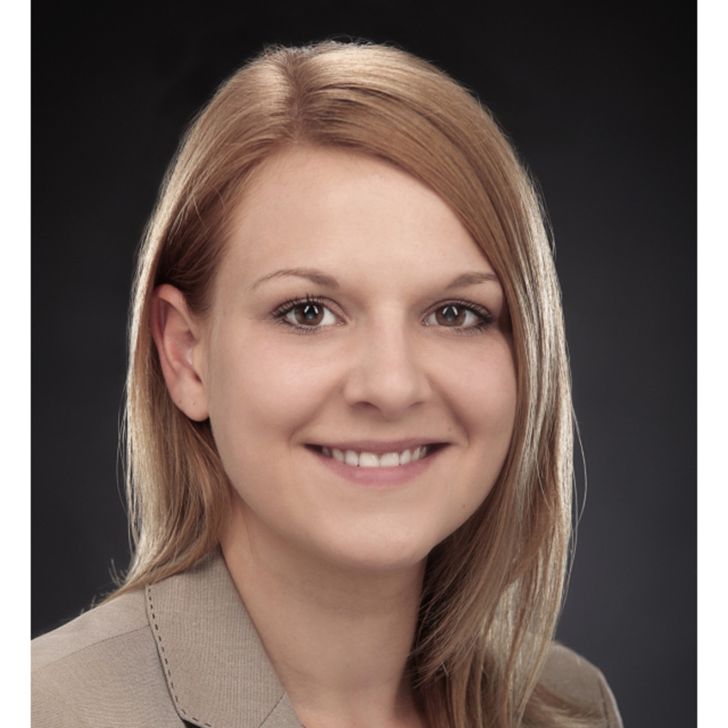 Natalie Klaghofer - Marketingspezialistin - Modehaus Adolf Finck GmbH ...