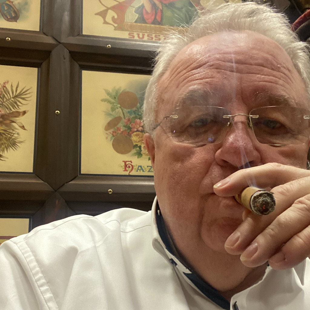 Michael M. Theis - Rechtsanwalt - RA Theis | XING