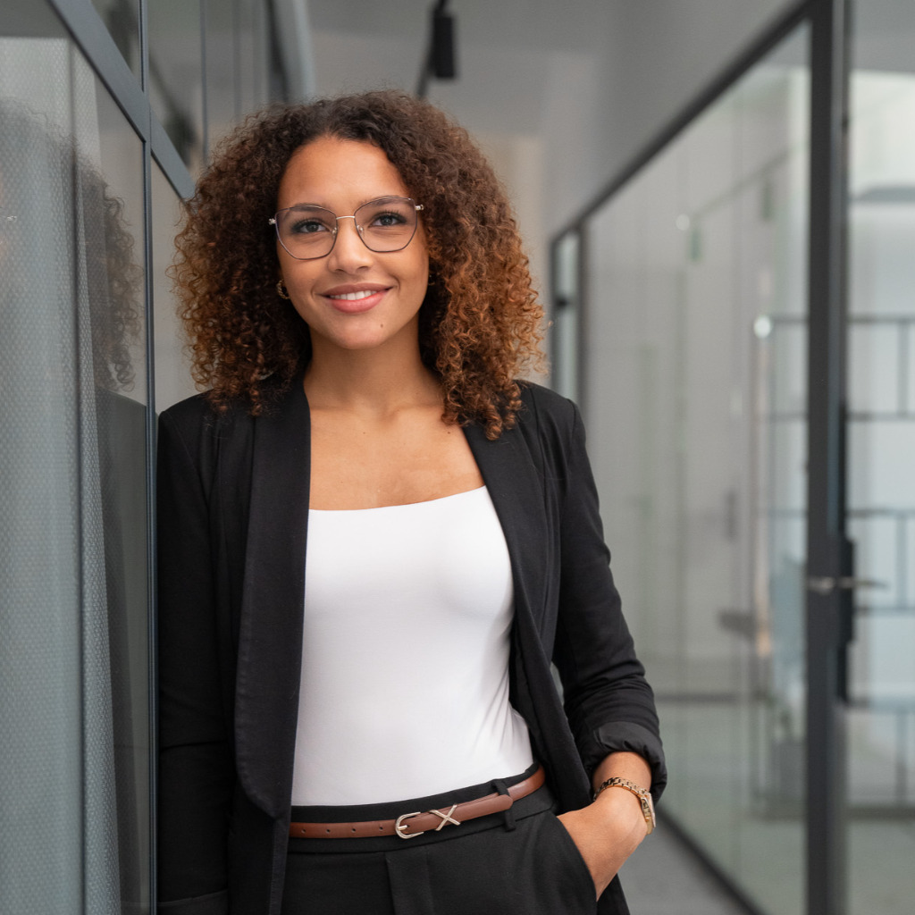 Sharon Godwins - Head of International Performance Marketing - UpVisit GmbH | XING