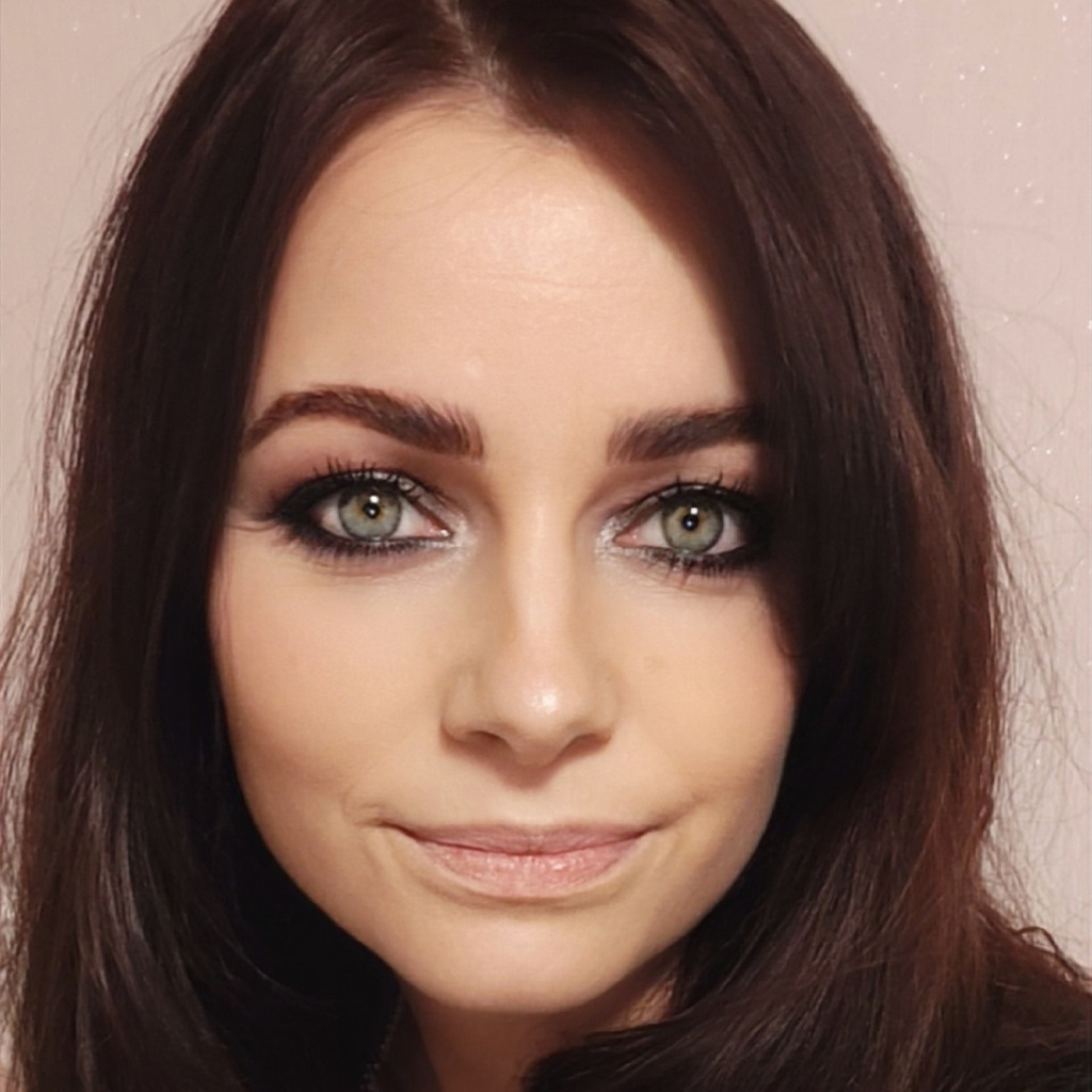 Nadeshda Zwenger - Einzelhandelskauffrau - Milights Design | XING