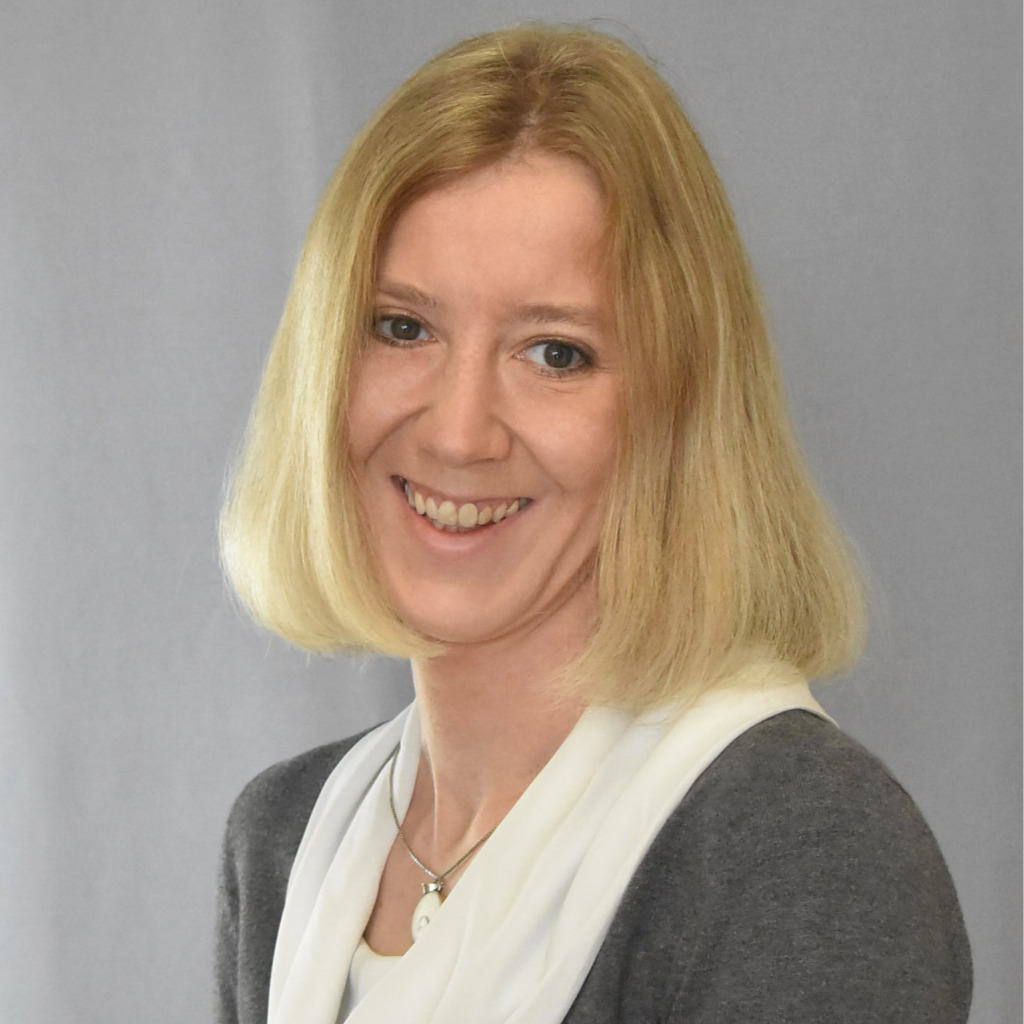Anna-Maria Mahr - Versicherungs-Fachfrau - R+V Versicherung | XING