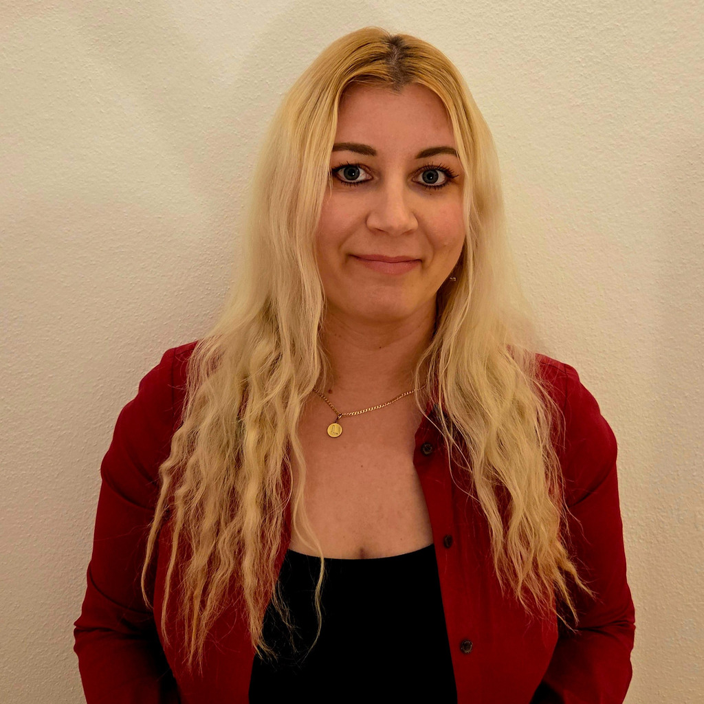 Lilia Rosin - Kaufmännische Angestellte in der Finanzbuchhaltung ...