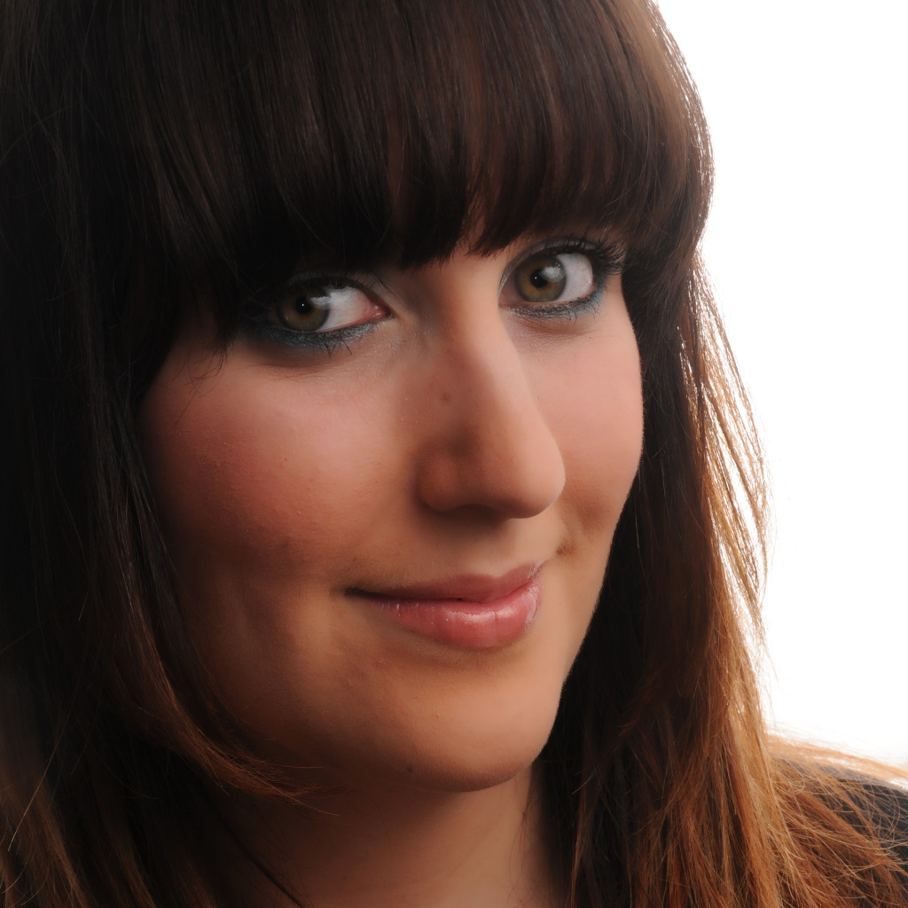 Mandy Geier - Office-Managerin - DKB Grund GmbH | XING