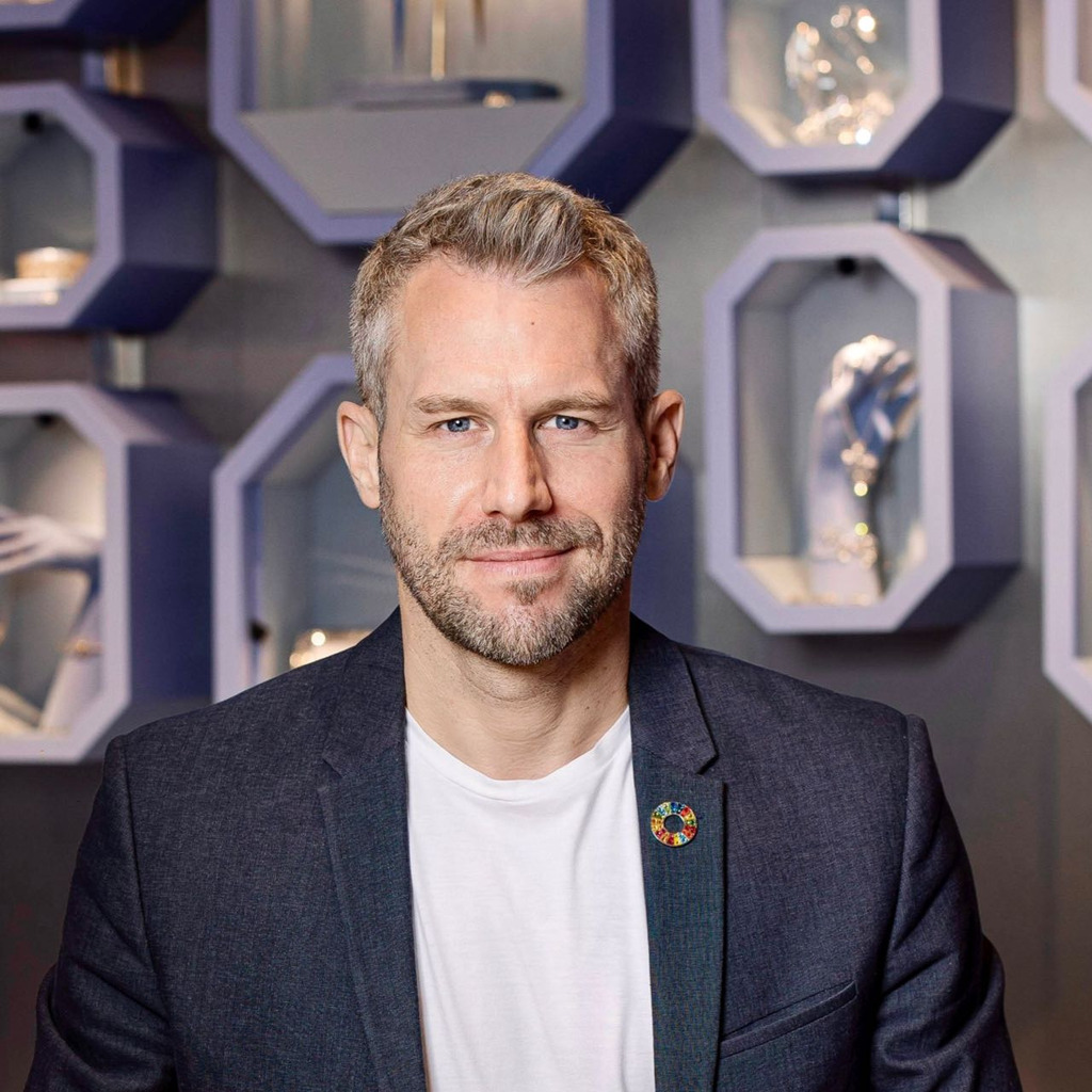 Lars Schmidt - Global SVP | B2B, Mobility, Licensing & Collaborations , Corporate Gifts ...