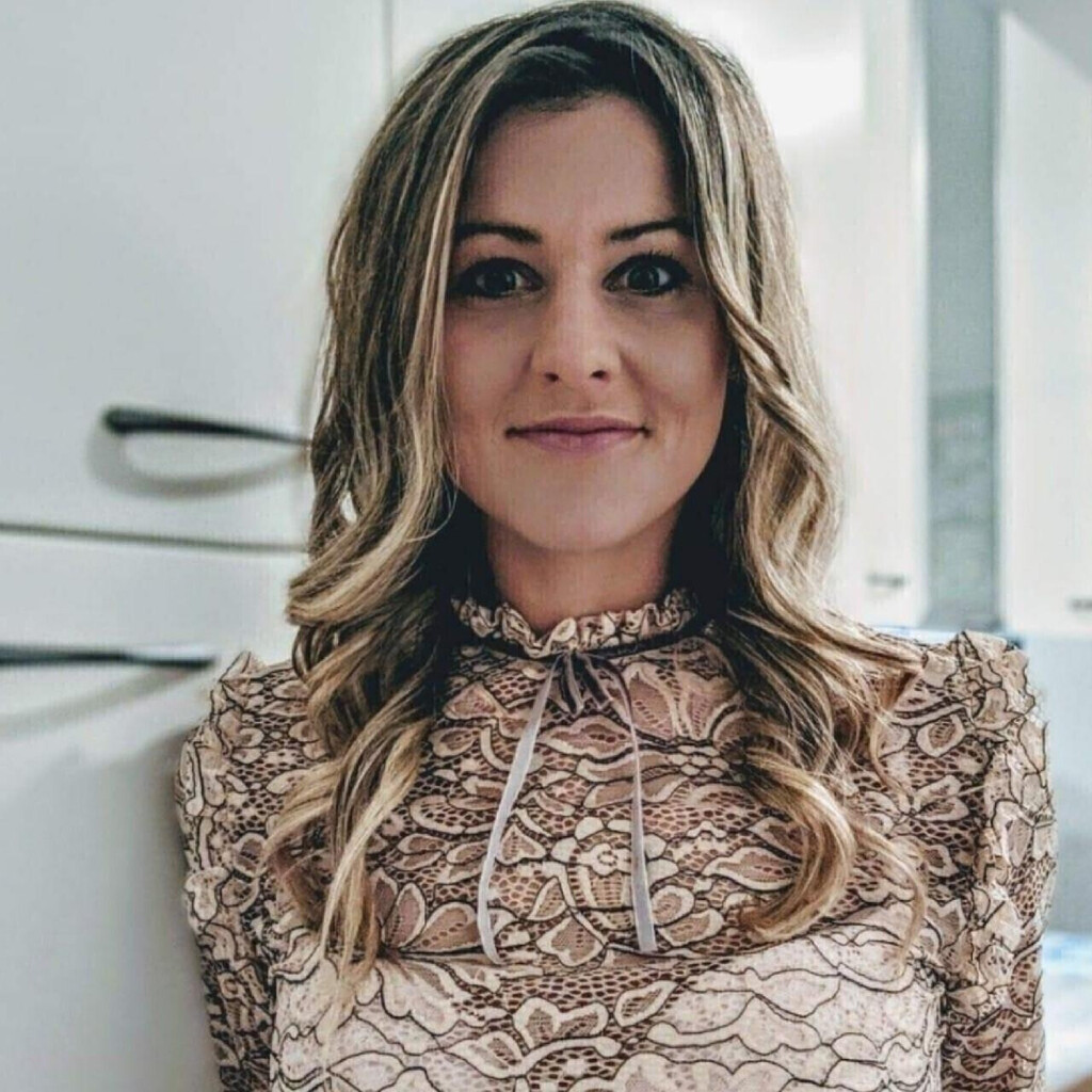 Anna Scharf's Instagram, Twitter & Facebook on IDCrawl