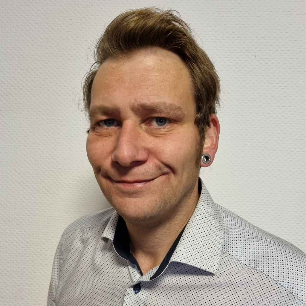 Mike Hartmann's Instagram, Twitter & Facebook on IDCrawl