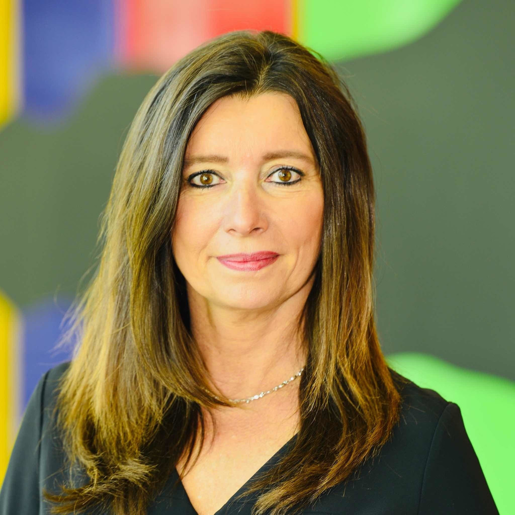 Angela Erdmann - Assistentin Corporate Development - ERGO Group AG ...