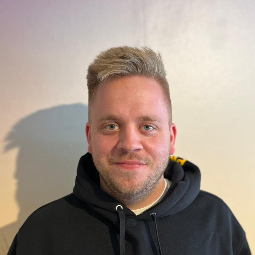 Tim Martin - Store Manager - Implement-IT GmbH | XING